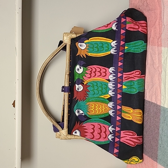 Source Unknown | Bags | Vibrant Vintage Parrot Purse Handbag Beach Bag ...